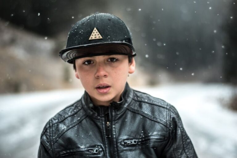 AWとFWの違いとは？読み方は？SS・AW・FWの意味をそれぞれ解説 | DADA